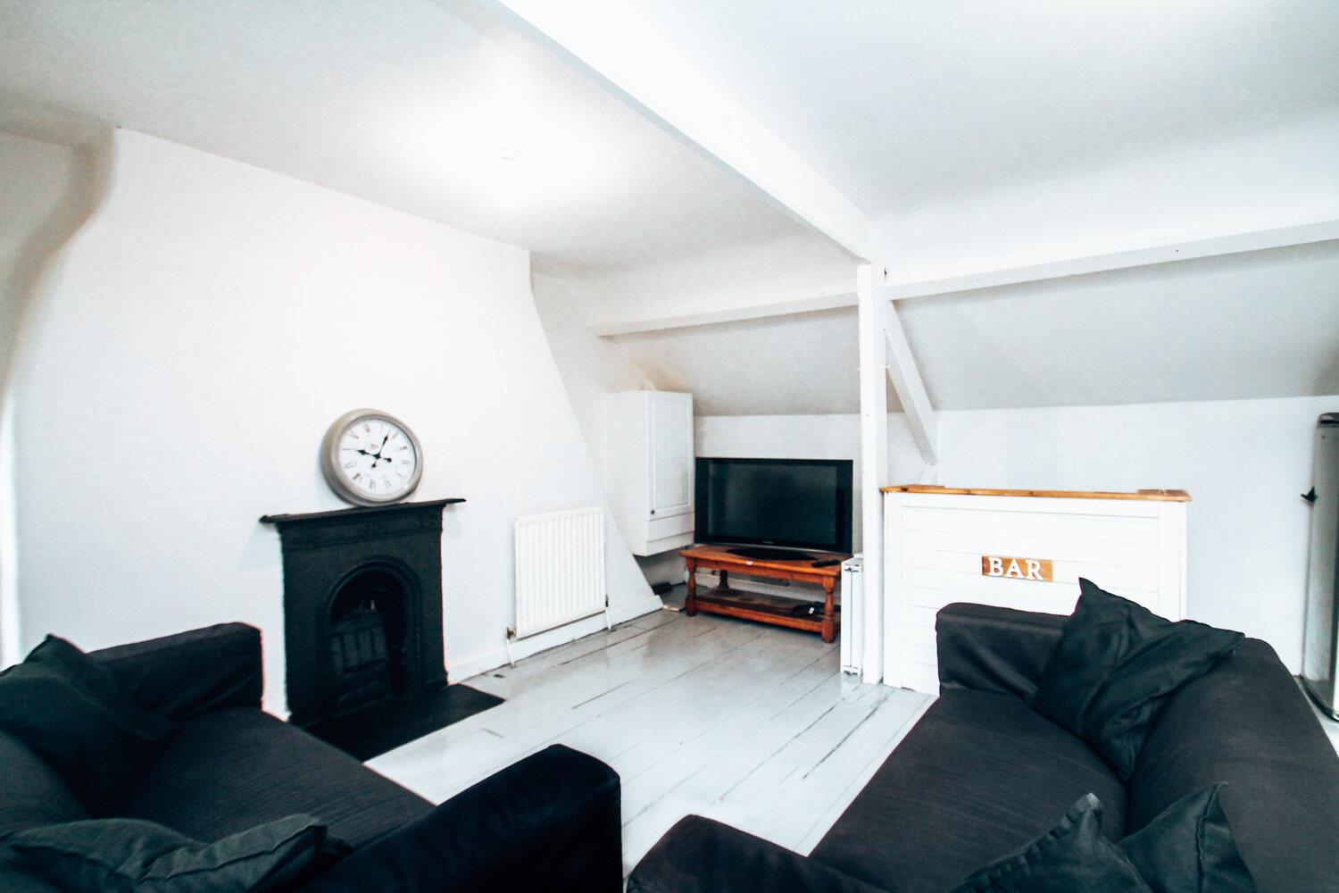 Flass House Upper, Waddington Street, Durham – Robinsons